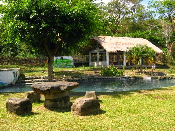 Langyaw: Marinduque (Mt. Malindig - Malbog Hot Spring - Poctoy Beach)