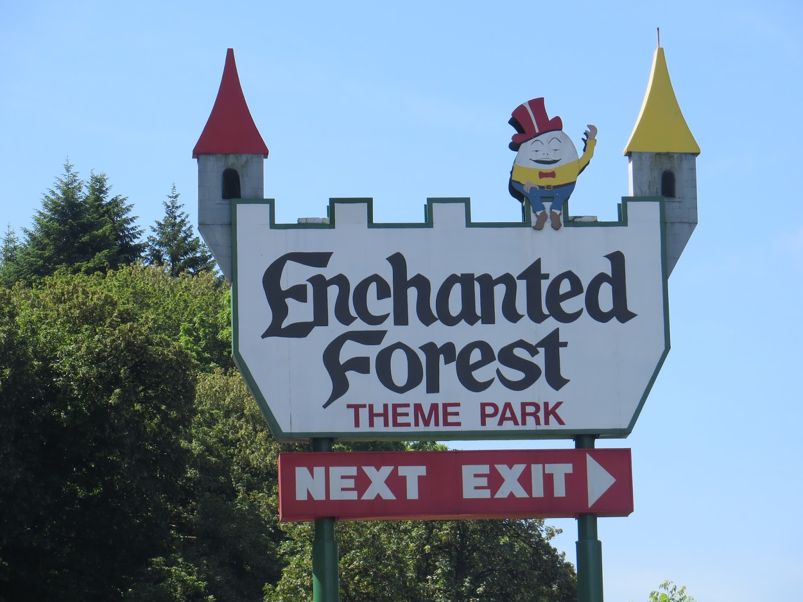 Sweetie Suz: The Enchanted Forest, Salem, Oregon