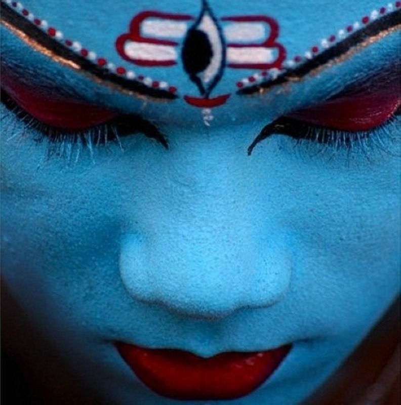 Choose Your Magic Travel: The colours of India