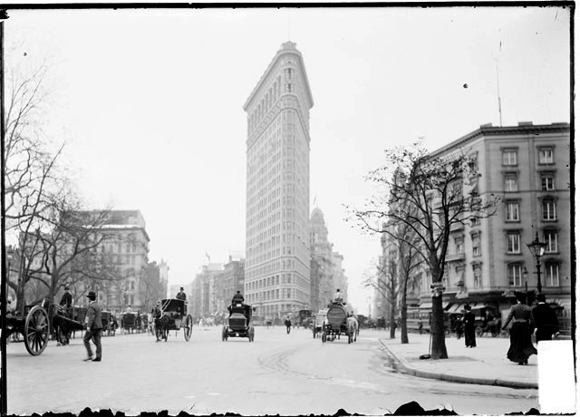 Oasis Of The Seas: Flatiron Building of New York city
