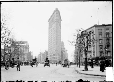 Oasis Of The Seas: Flatiron Building of New York city