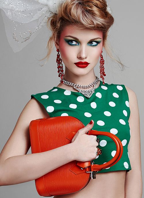 Cute make up fitting with the outfit | Luvtolook | Virtual Styling