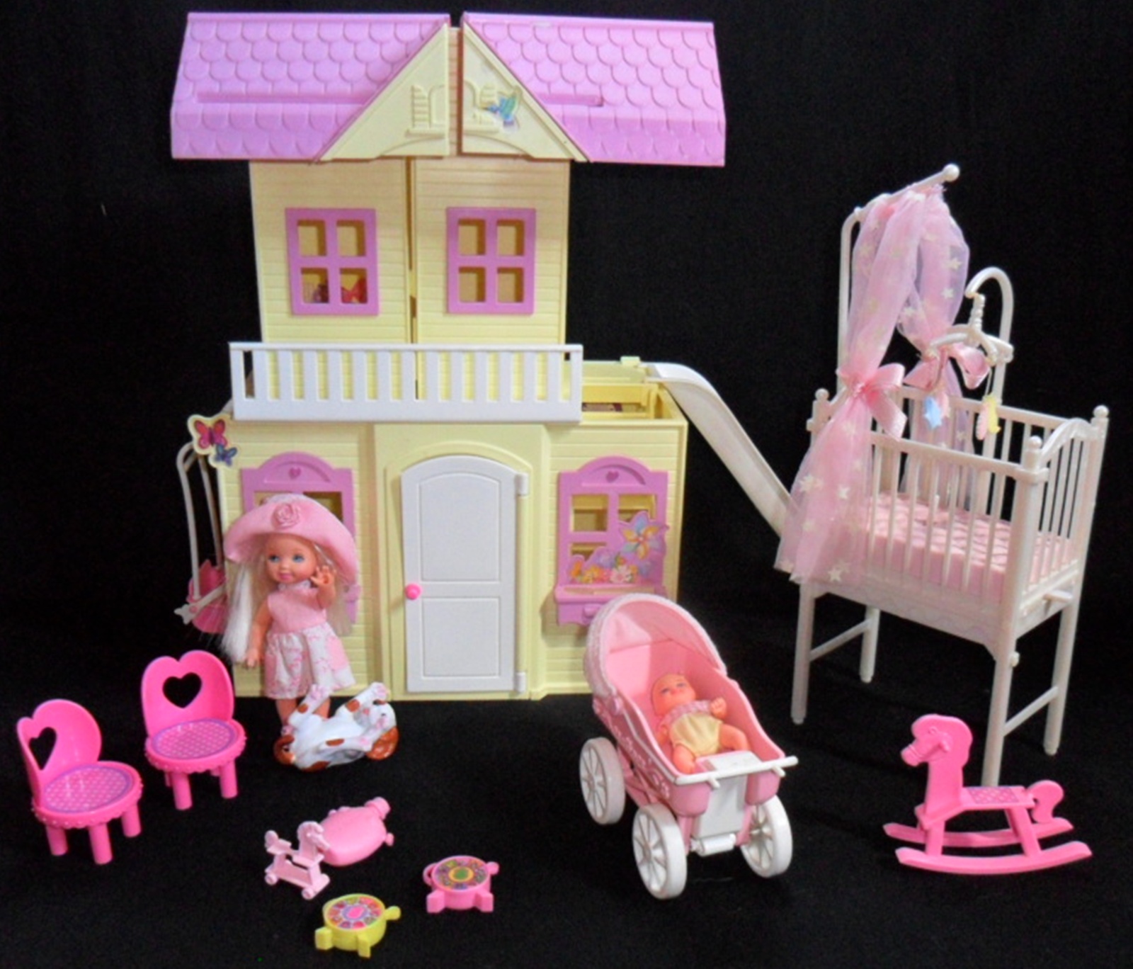 TREASURES IN THRIFTING LAND: Facebook Train Table and Other Finds