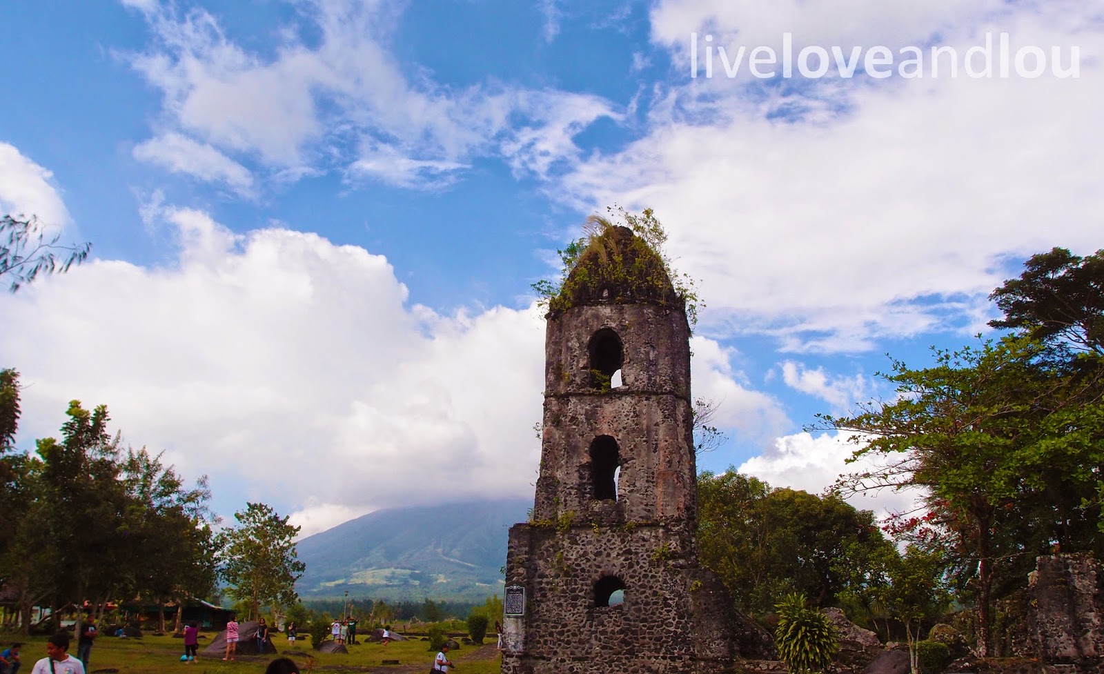 Cagsawa Ruins in Albay - LIVE, LOVE & LOU
