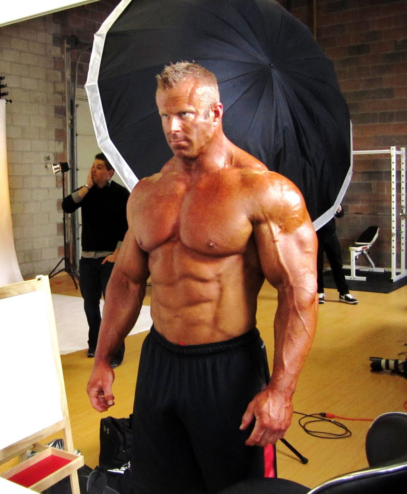 LA PERFECTION FAITE HOMME: SCOTT MILNE 02