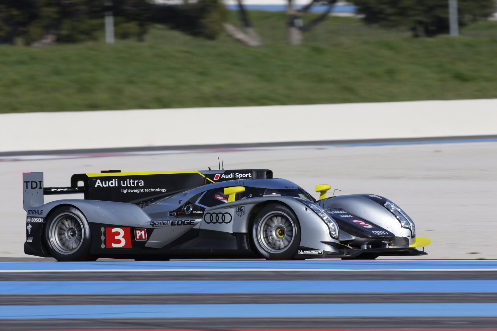 Audi R18 TDI relying on ultra lightweight technology for Le Mans