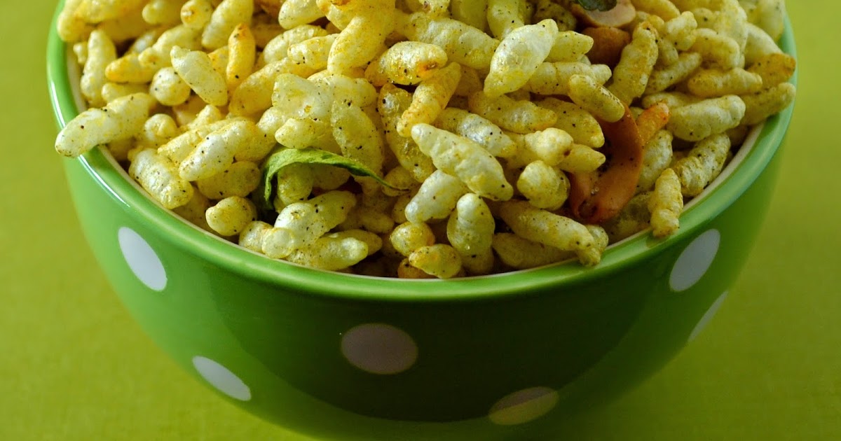 Varada's Kitchen and Garden: Churmure Chivda