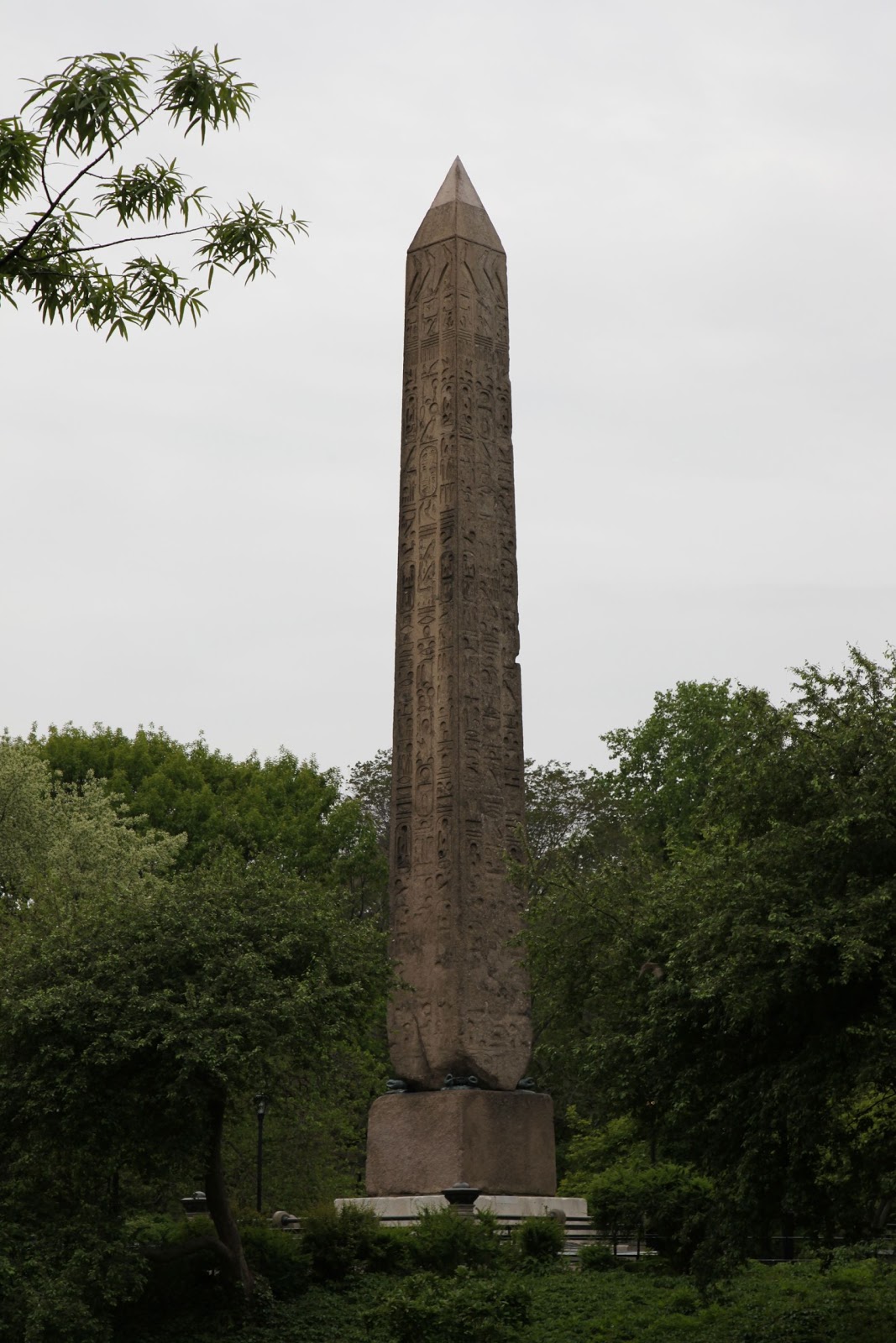 Bar Chic: Cleopatra's Needle