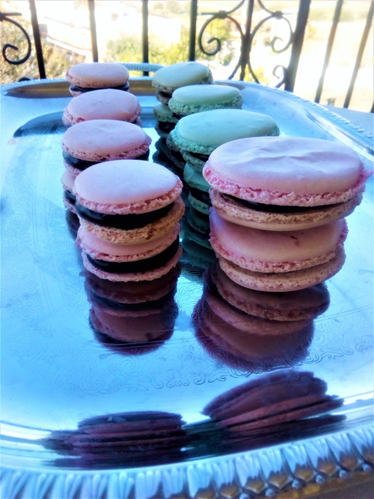 Mariplateau: Παρισινά γιορτινά Macarons των χιλίων γεύσεων / Macarons ...