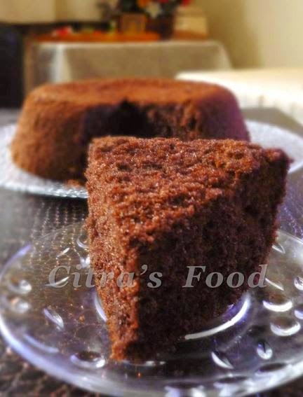 Citra's Home Diary: Kue Bolu Coklat (Chocolate Sponge Cake)