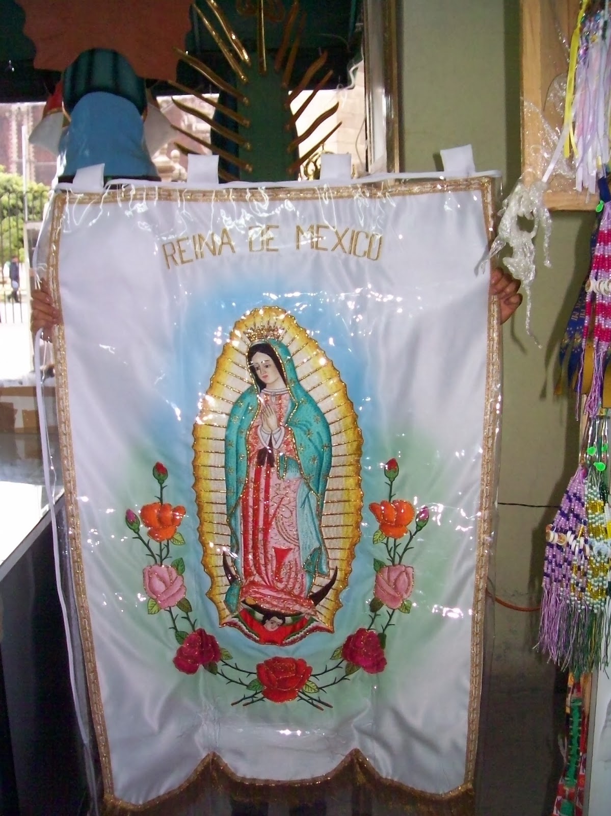 STA. EDUWIGES ARTICULOS RELIGIOSOS: HECHURA DE ESTANDARTES