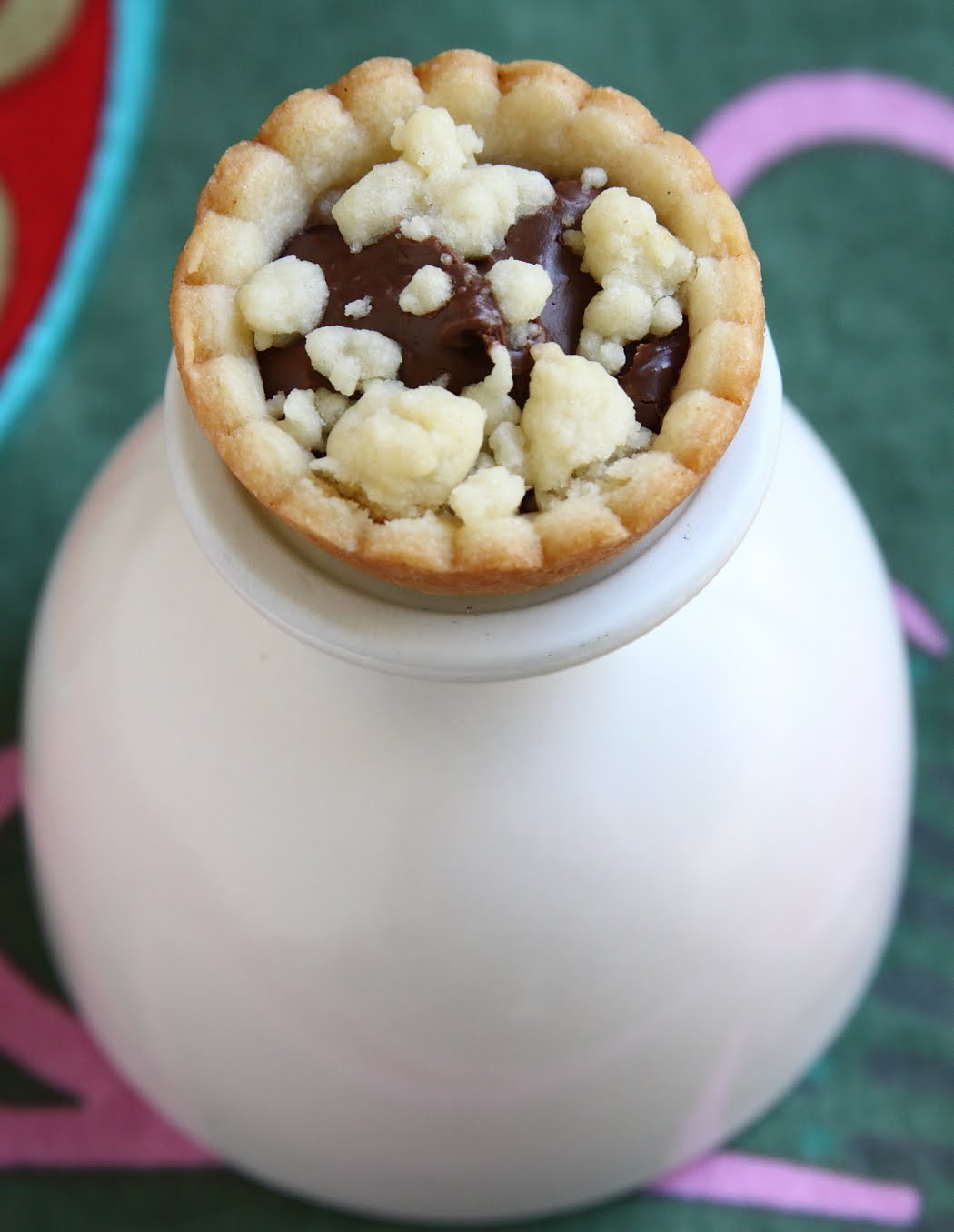 ShowFood Chef: A Little Nutella Filled Cookie Pie