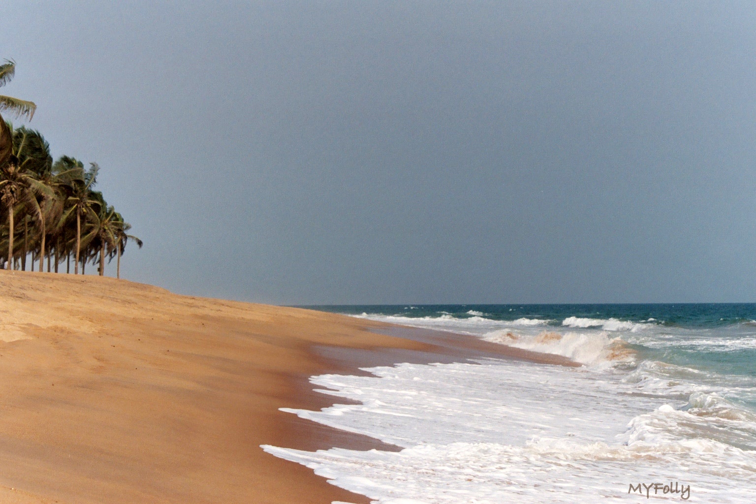 This and that: Sights of a Togo Beach