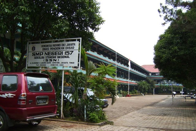 Andin Stories ツ: SMP NEGERI 157 JAKARTA TIMUR