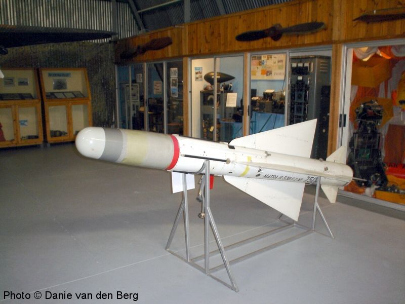 FDRA - Malvinas: AAM: Matra R.530