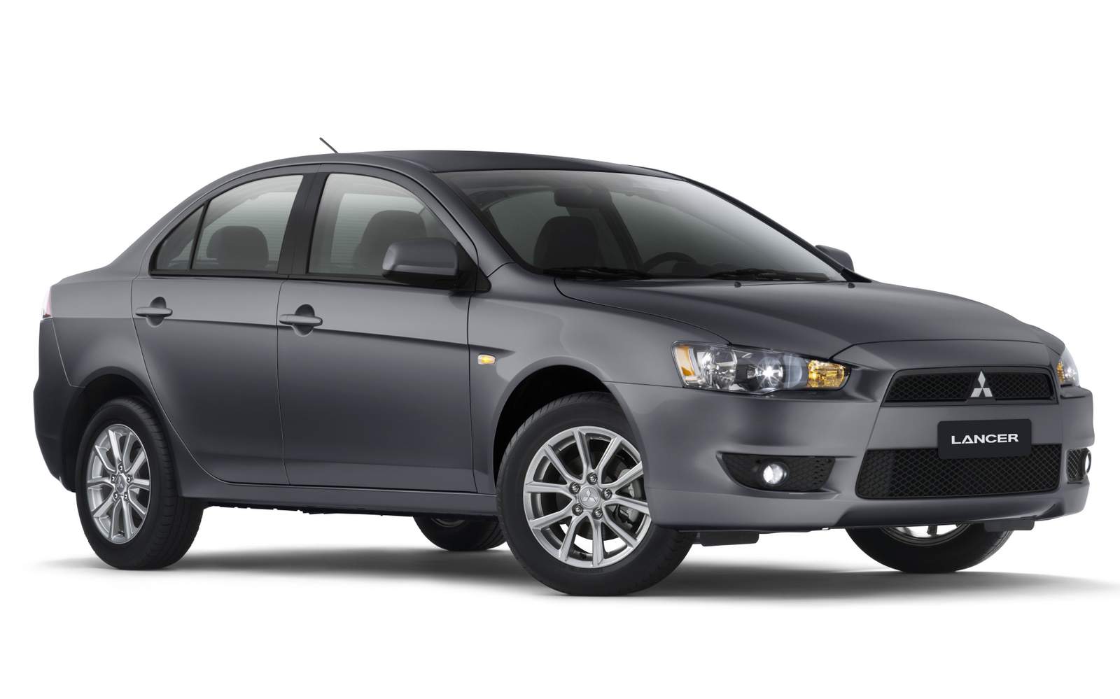 Novo Mitsubishi Lancer 2016: vídeo, preços e consumo