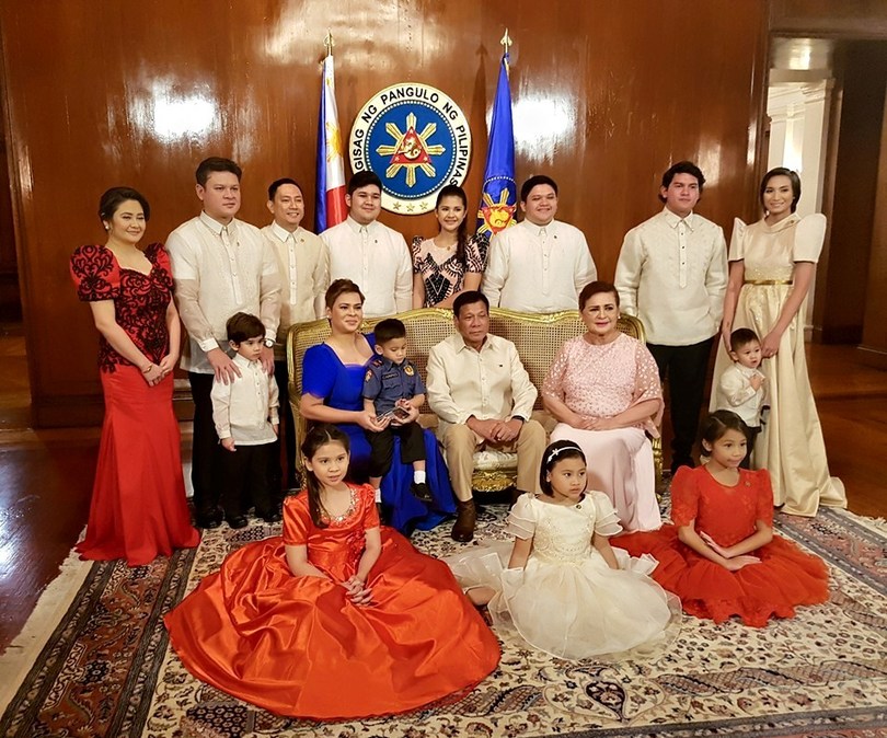 Press Entertainment Portal: LOOK: The Presidential Family
