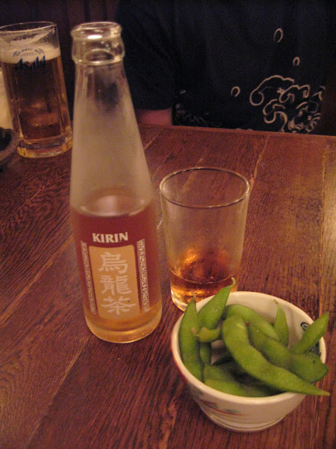 Valencia de Cartonpiedra バレンシアの火祭り。: Eda mame y Uroncha. 枝豆と鳥龍茶。