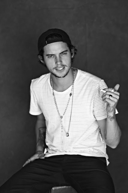 bluzzita del sol: ♥♥♥ DYLAN RIEDER ♥♥♥