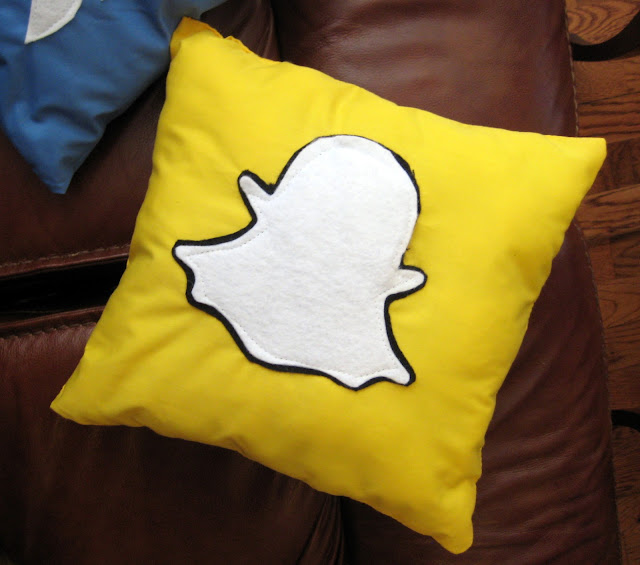 DIY social media pillows | The Red Pencil Box