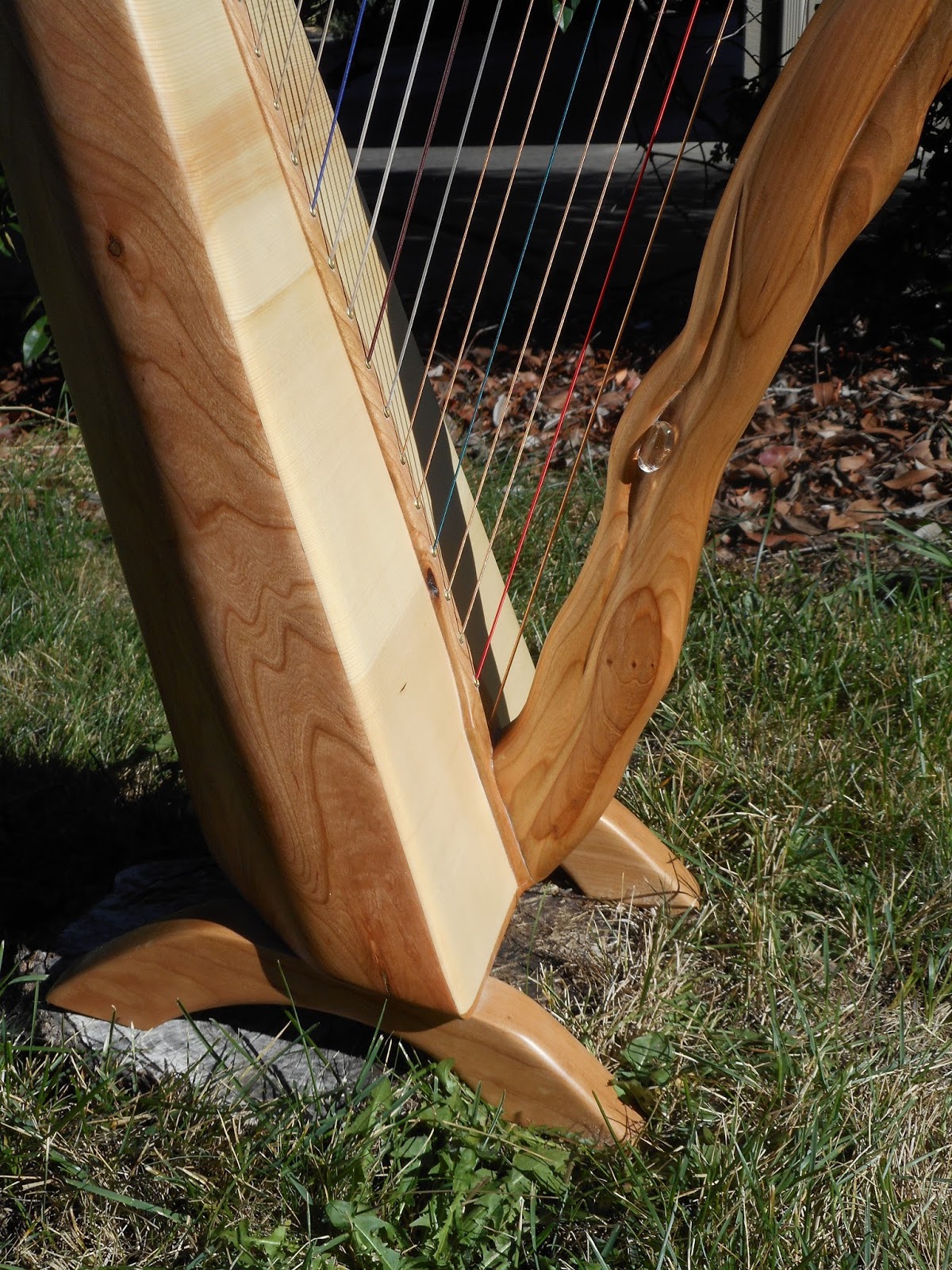 The Custom Harp builder, Glenn J. Hill of Mountain Glen Harps