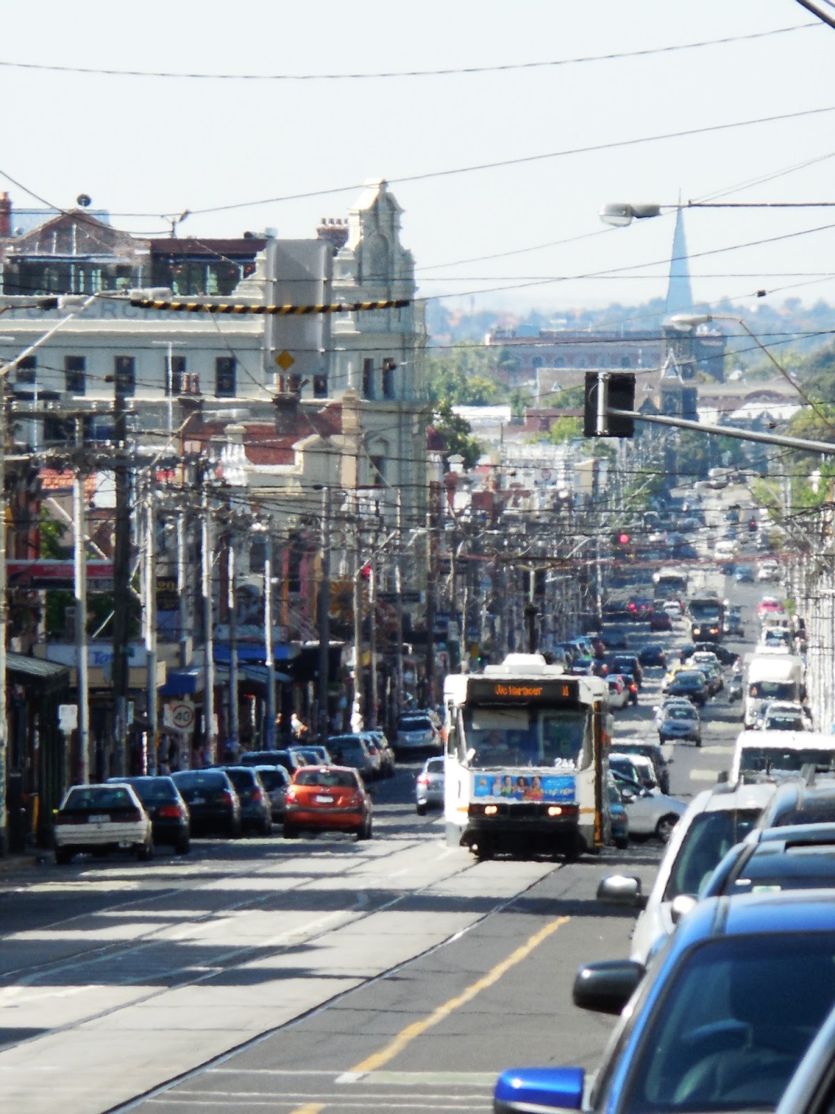 Melbourne Street Art 86: Travelling on the 86 tram