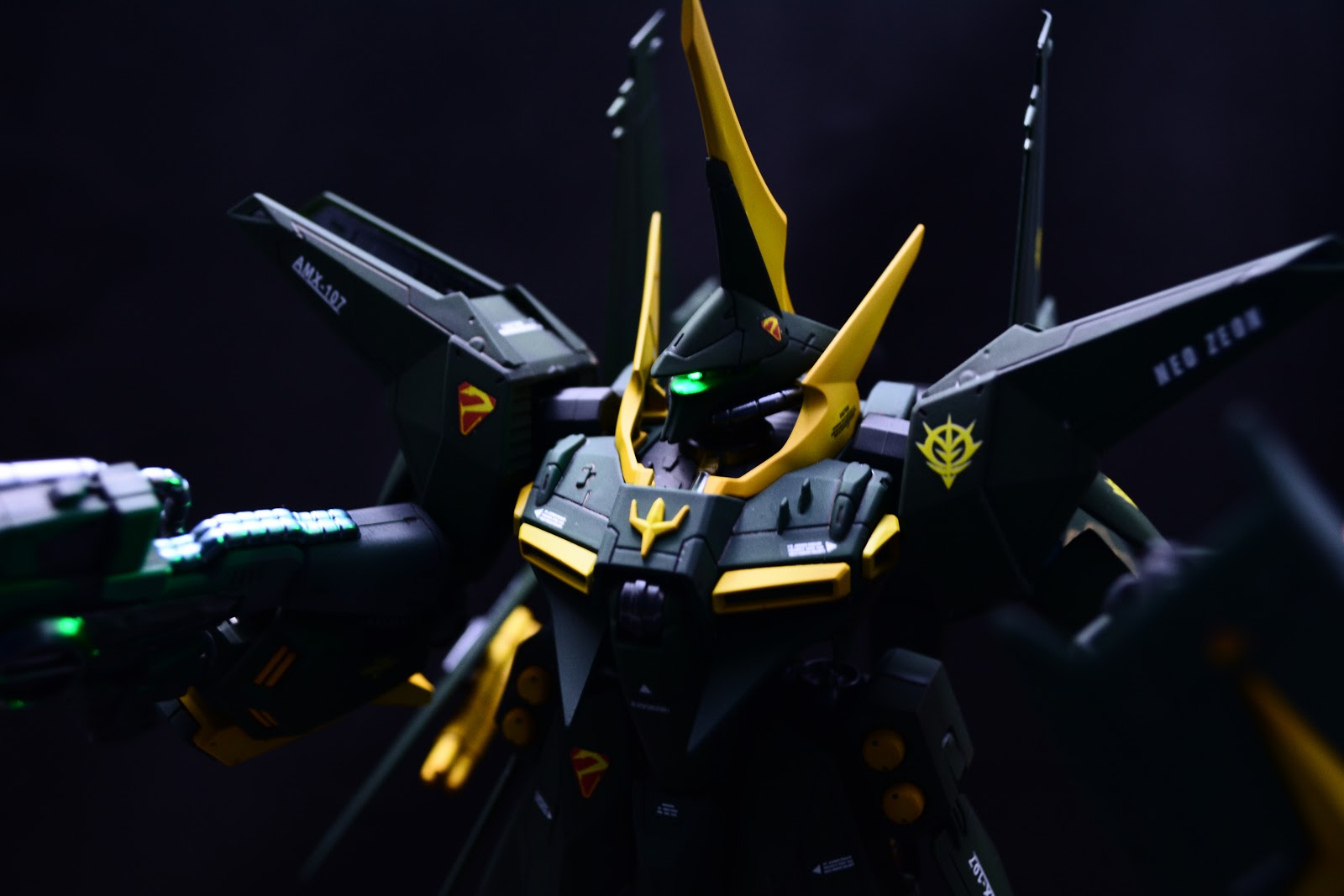 Sneeps Robot Garage: P Bandai RE 1/100 Rebawoo AMX 107R and the Galaxy ...