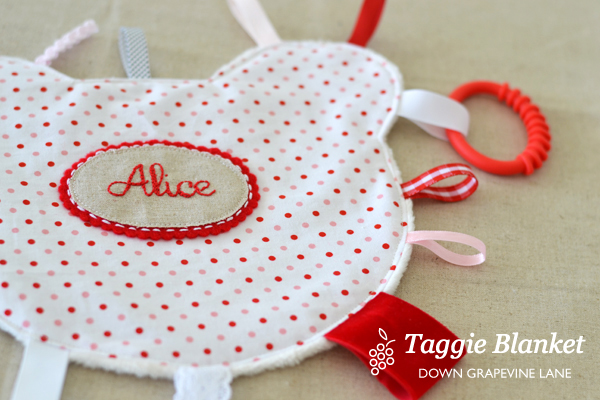 Down Grapevine Lane: Tutorial: Teddy Taggie Blanket