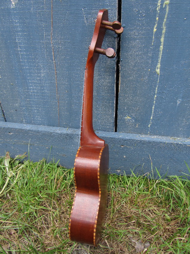 c.1920 Harmony-made Super Fancy Flamed Mahogany Ukulele