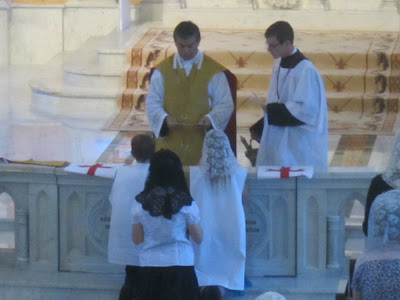 A Catholic Life: Eucharistic Crusaders' Numbers Expand in Houston, TX