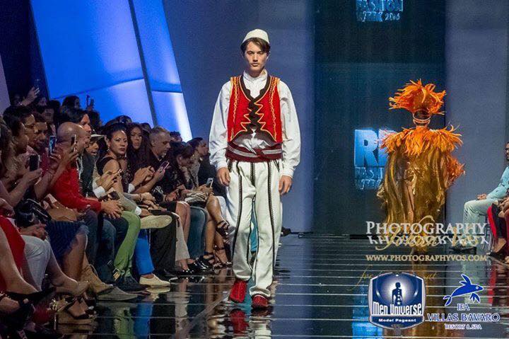 National Costumes at the Men Universe Model 2016 | Apollo Male Gods