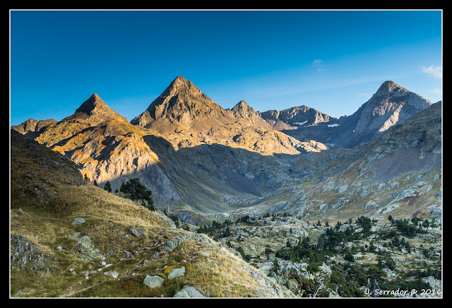 GR11 - Travesía del Pirineo Sur: Etapa 33. Refugio de Bachimaña ...