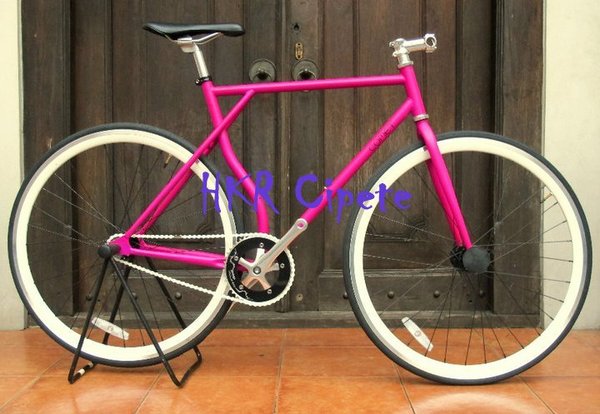 Violet Matt, full bike fixie import made in Taiwan - FIXED GALLERY