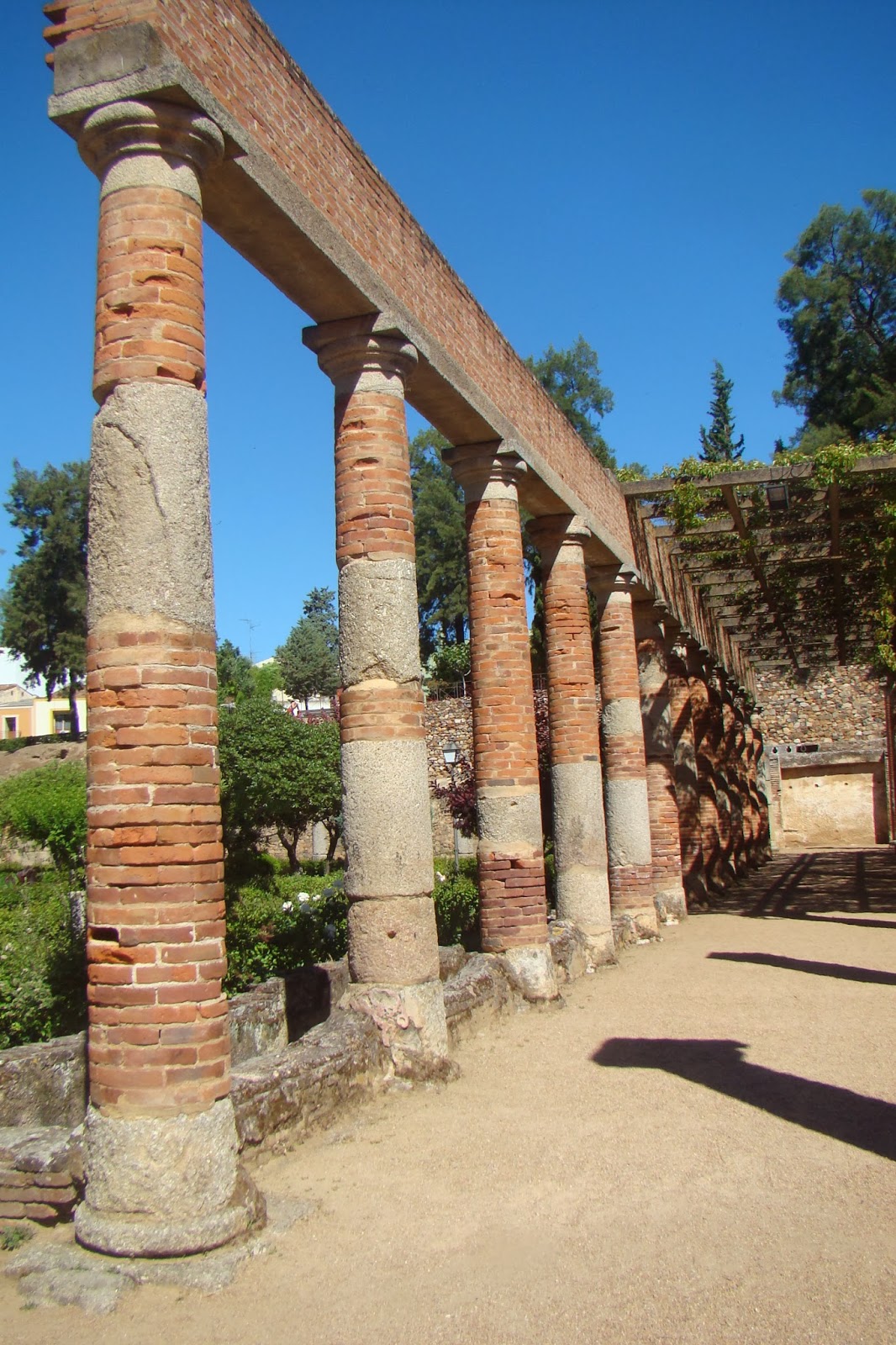 VIDA Y TURISMO: MERIDA, EXTREMADURA, ESPAÑA