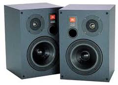 DJ NITAN: Equipment using by my booth!!!