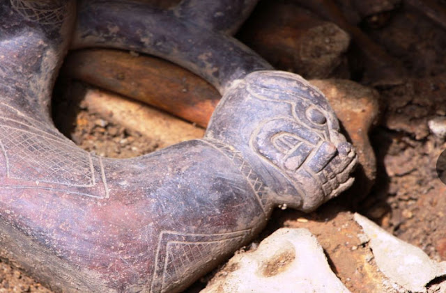 La tumba doble de Pacopampa