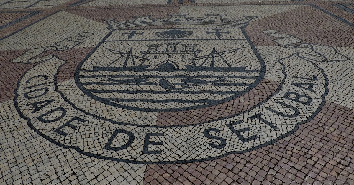 Viajar e descobrir: Portugal - Setúbal - brasão da cidade - calçada ...