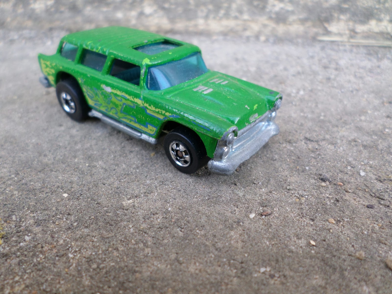Hot rod models: 1955 Chevrolet Nomad - Alive '55 - Hot Wheels