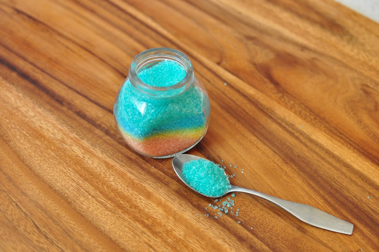 The Cheese Thief: DIY Rainbow Lavendar Bath Salts Tutorial