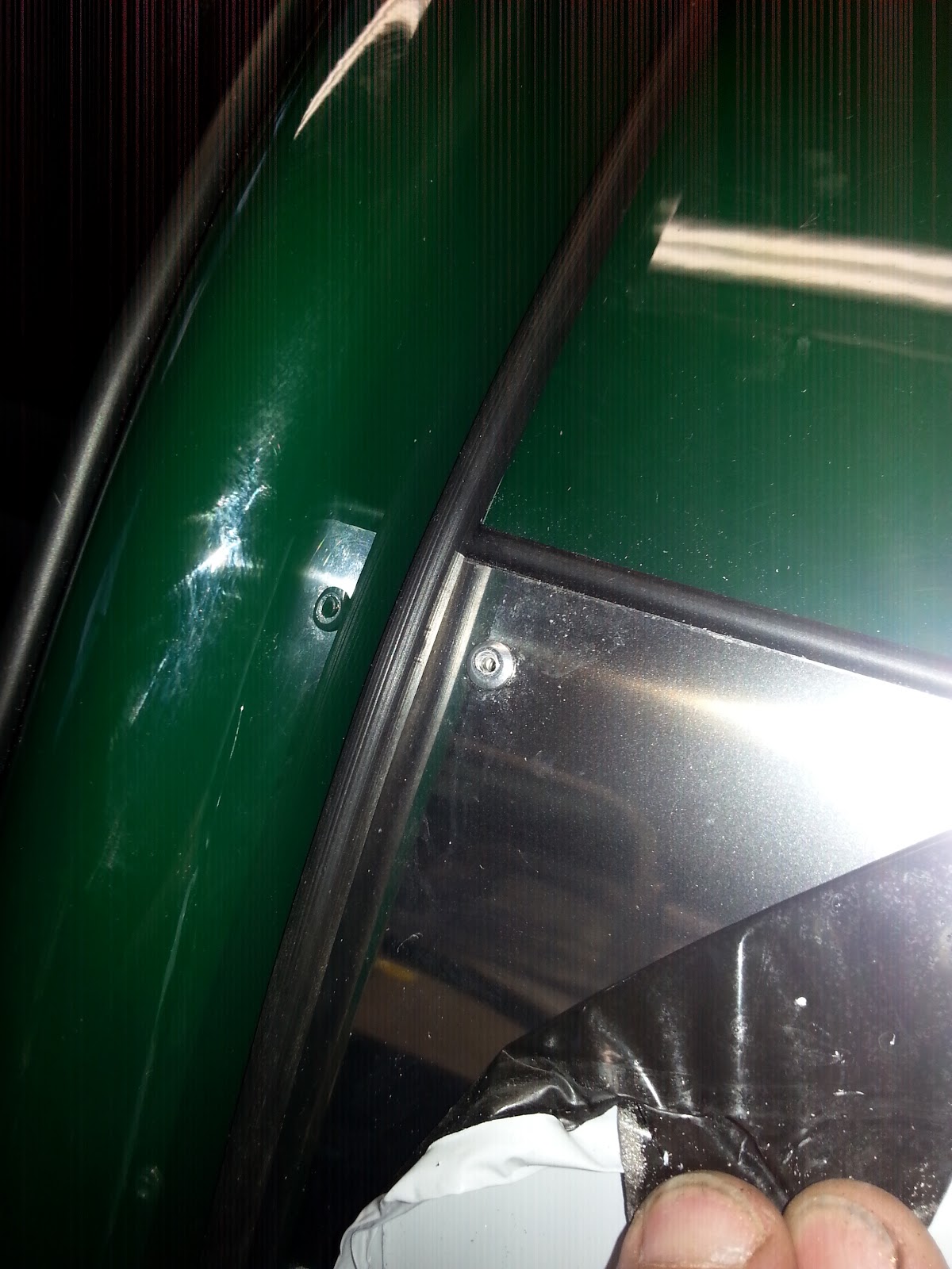 Caterham Seven 160 Build Diary: Day 27: rear wings, wing protectors