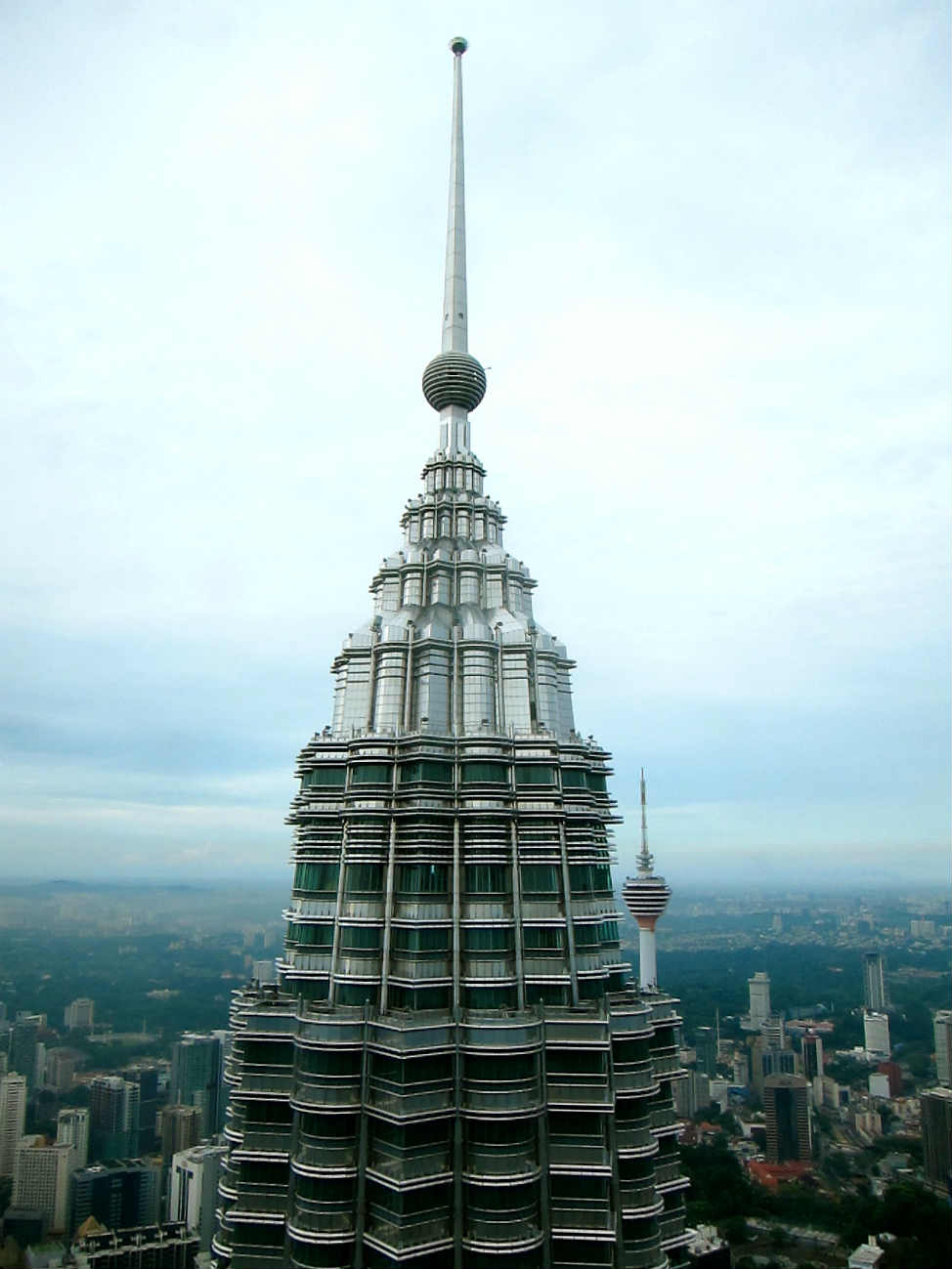 Menara Berkembar Petronas: Sejauh Mana Anda Tahu Mengenai Kembar ...