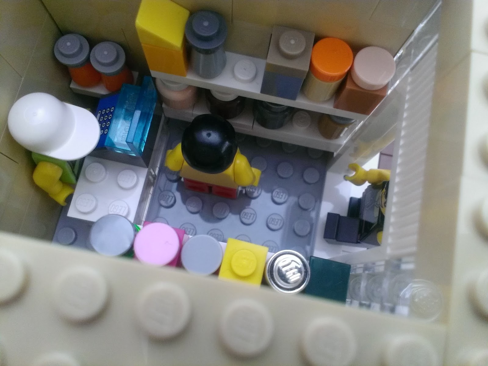 JANGBRiCKS LEGO reviews & MOCs: April 2014