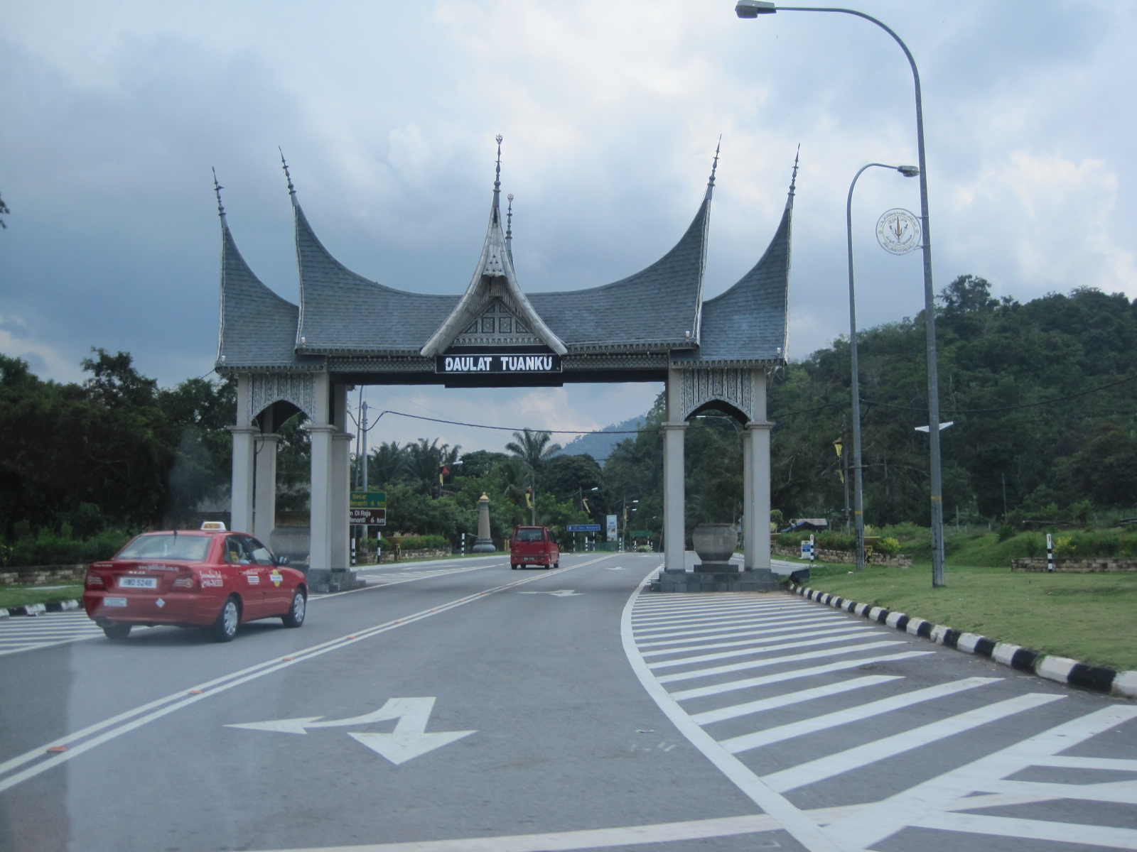 ~CAQ'S~ LiFe MuSt Go On...: ISTANA SERI MENANTI