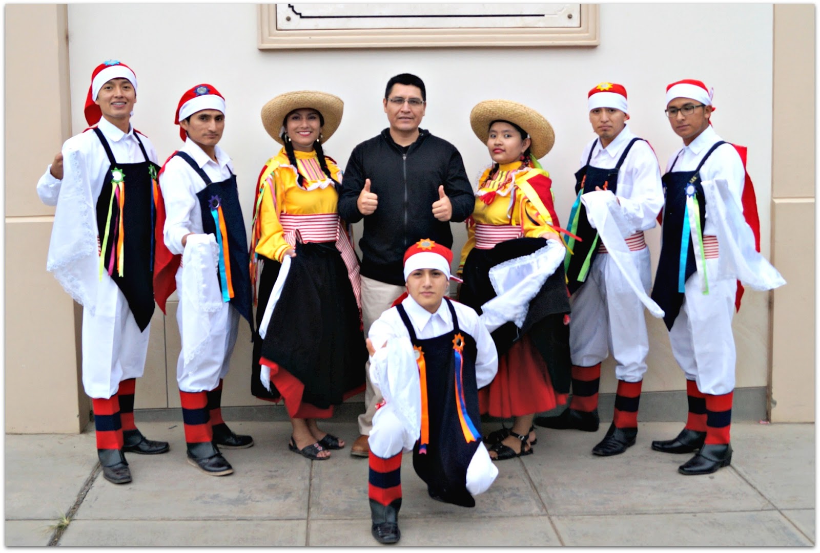 Danzas Folklóricas: Vestuario de Pacasito