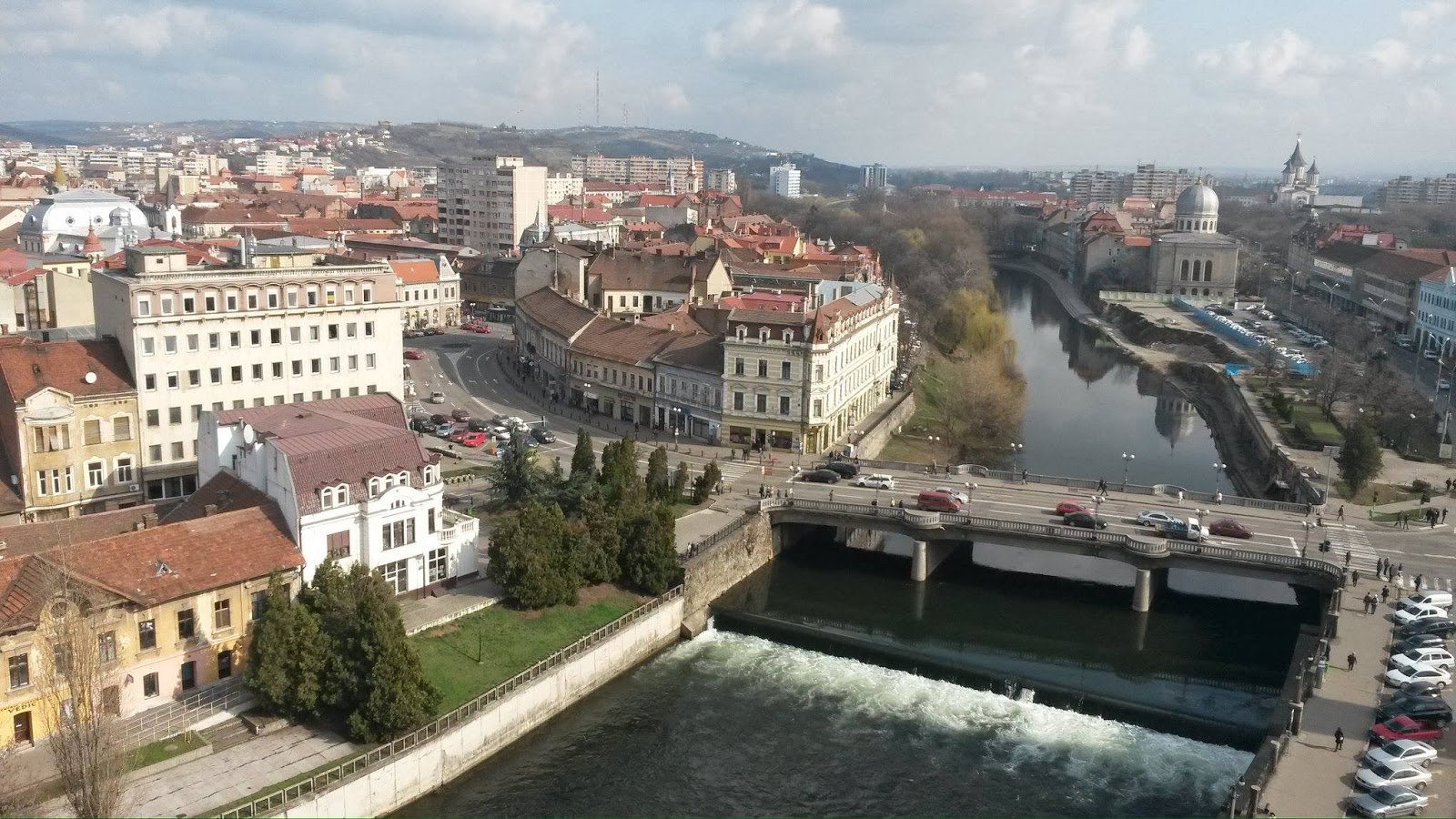 Discovering Oradea, experiencing PCU: City tour in the city centre of ...