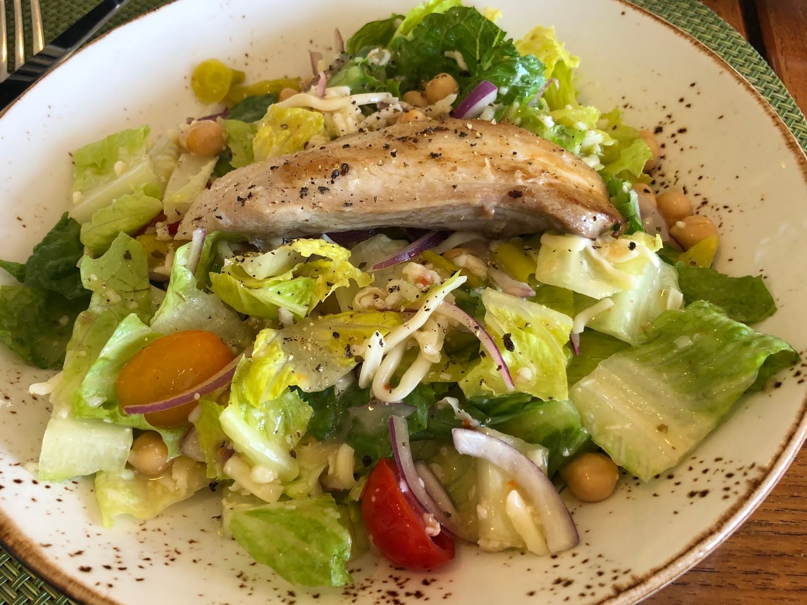GREAT EATS HAWAII: CHOPPED SALAD WITH MAHI MAHI