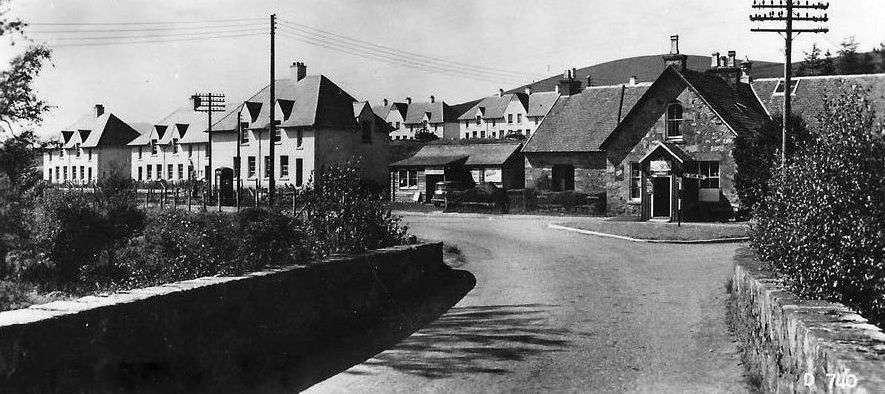 Tour Scotland: Old Travel Blog Photograph Bridge Roybridge Scotland