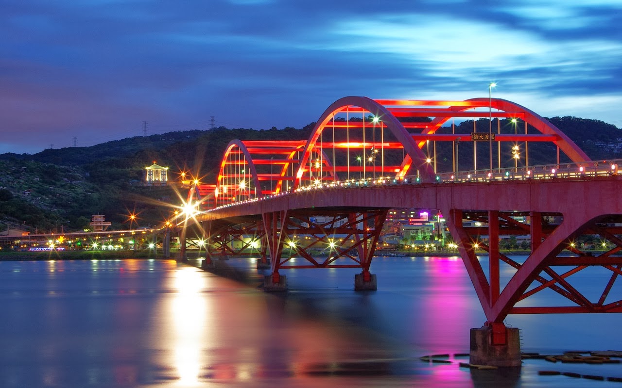 Guandu Bridge, New Taipei City, Taiwan: - Tourist Resorts