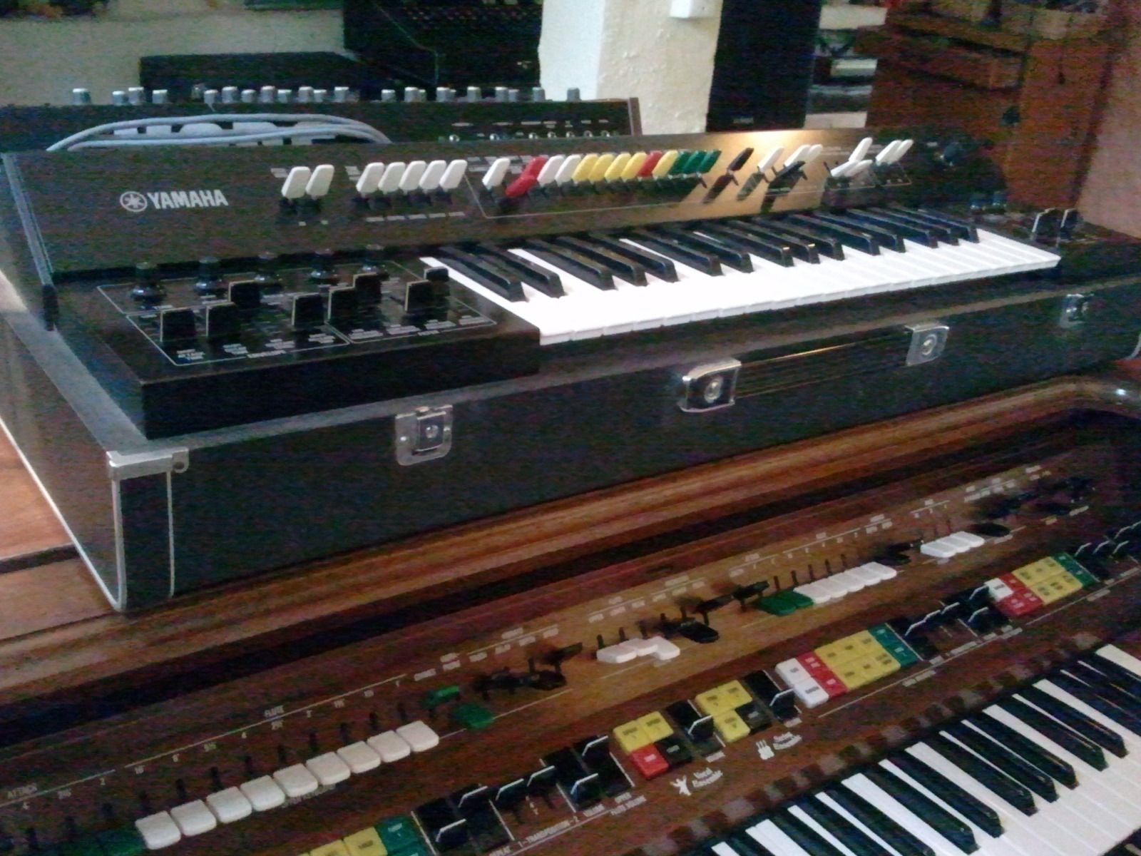 MATRIXSYNTH: Yamaha SY-2 Synthesizer