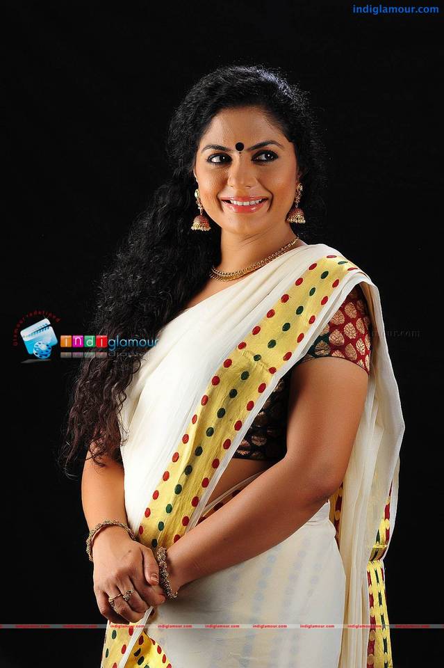 123mallus: ASHA SARATH malayalam serial actress hot and sexy actress